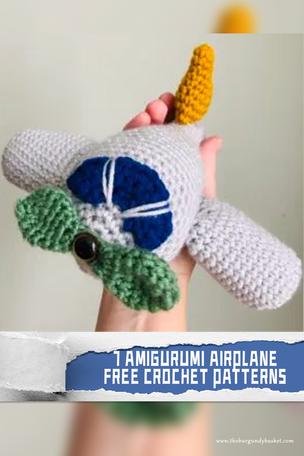 7 Amigurumi Airplane Crochet Patterns - FREE - iGOODideas.com